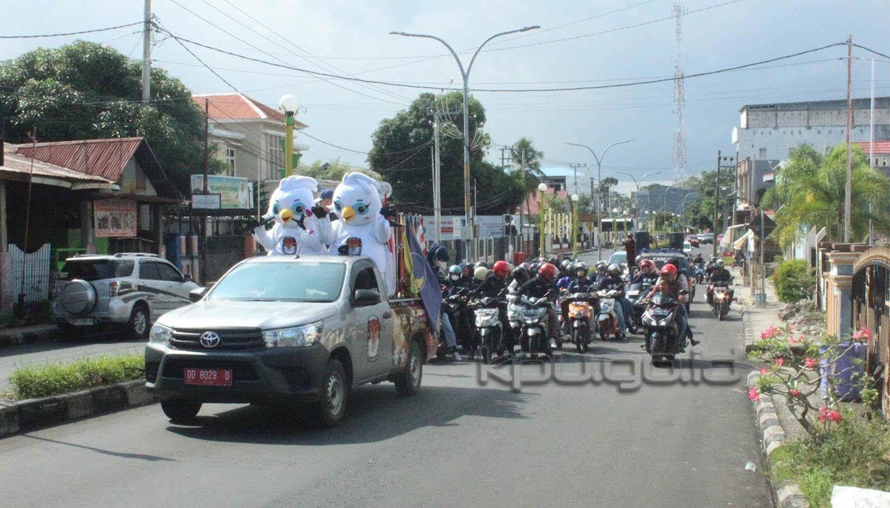 Kirab Pemilu 2024, KPU Kota Parepare Pawai Sosialisasikan Hari ...