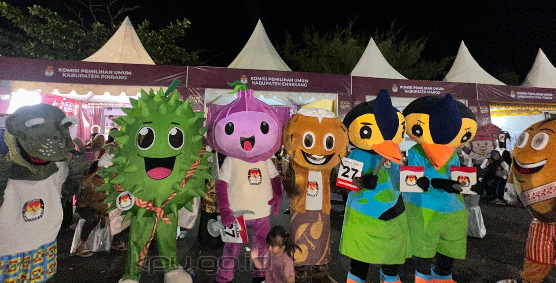 KPU Lutra Perkenalkan Maskot Si Raya Lutra di Karnaval Maskot - KPU