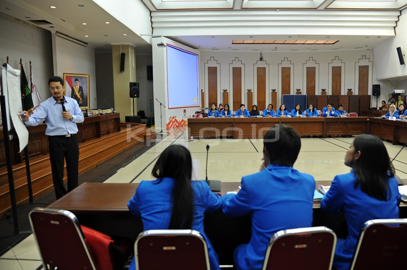 Pemilu Sebagai Mekanisme Rekruitment Politik - KPU